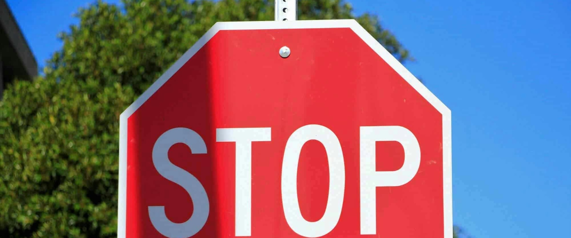 Not Following Road Signs and Traffic Signals: A Guide to Avoiding ...